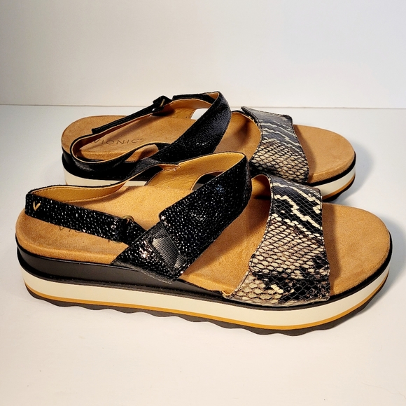 Vionic | Shoes | Vionic Brielle Platform Leather Sandals | Poshmark